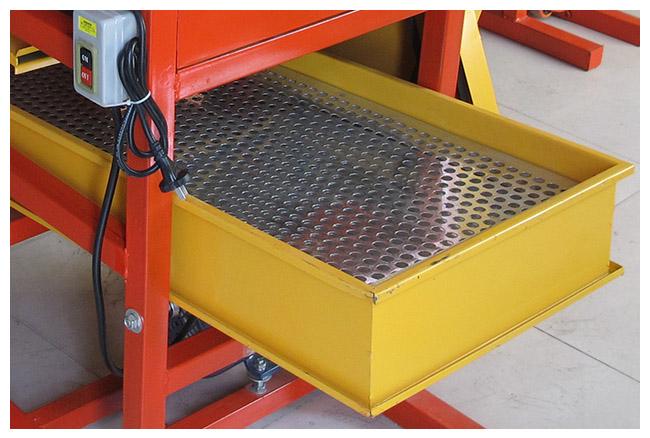 Commercial Nut Cracker Machine 300 - 500kg/H Groundnut Separator Machine