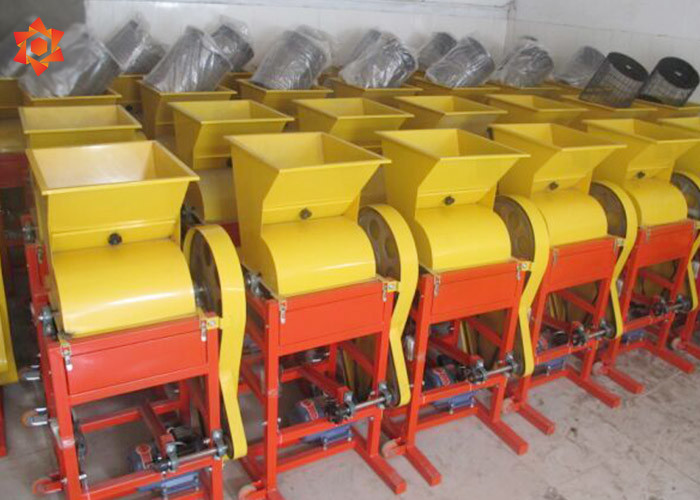 Commercial Nut Cracker Machine 300 - 500kg/H Groundnut Separator Machine